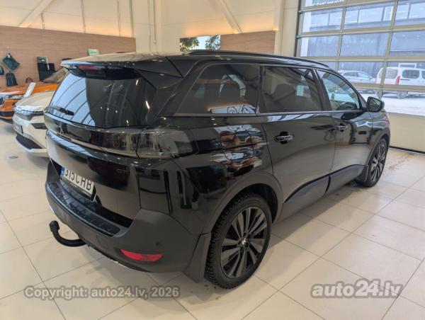 Black Peugeot 5008 2022 in Rakvere, with an engine capacity of 1.50 L and mileage of 98 thousand km for 25200 €, photo 3 on AUTOMOTO.COM.LV