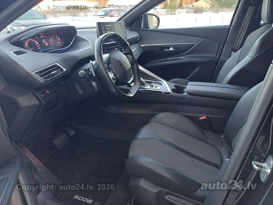 Melns Peugeot 5008 2022 Tallina, ar dzinēja tilpumu 1.20 L un nobraukumu 134 tūkst. km par 19999 €, foto 3 vietnē AUTOMOTO.COM.LV