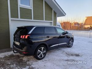 Melns Peugeot 5008 2022 Tallina, ar dzinēja tilpumu 1.20 L un nobraukumu 134 tūkst. km par 19999 €, foto 7 vietnē AUTOMOTO.COM.LV