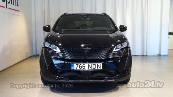 Black Peugeot 5008 2022 in Tallinn, with an engine capacity of 1.20 L and mileage of 72 thousand km for 23990 €, photo 3 on AUTOMOTO.COM.LV
