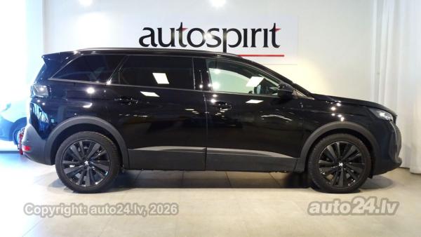 Black Peugeot 5008 2022 in Tallinn, with an engine capacity of 1.20 L and mileage of 72 thousand km for 23990 €, photo 5 on AUTOMOTO.COM.LV