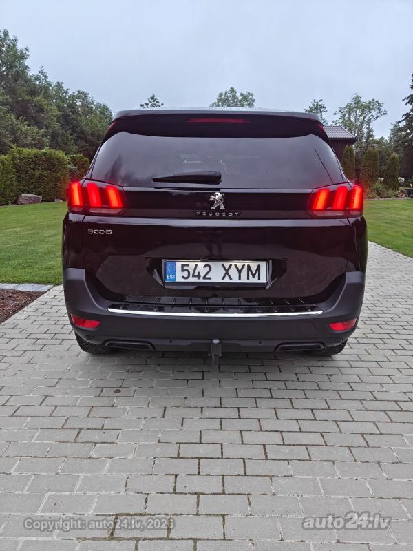 Melns Peugeot 5008 2022 Hāpsalu, ar dzinēja tilpumu 1.20 L un nobraukumu 137 tūkst. km par 21000 €, foto 5 vietnē AUTOMOTO.COM.LV