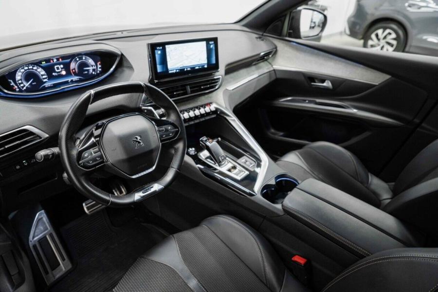 Black Peugeot 5008 2022 in Tallinn, with an engine capacity of 1.50 L and mileage of 48 thousand km for 21900 €, photo 9 on AUTOMOTO.COM.LV