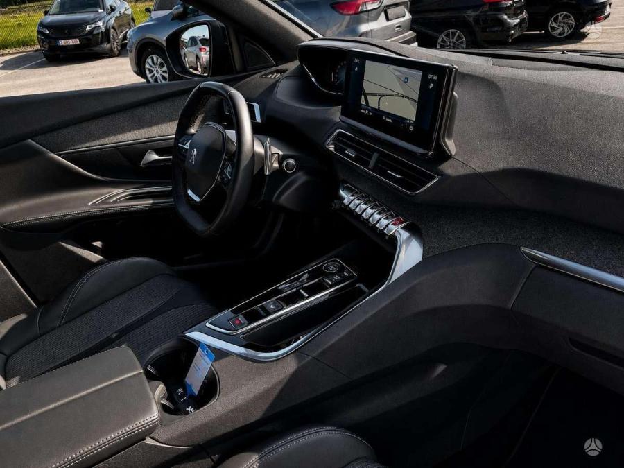 Black Peugeot 5008 2023 in Marijampole, with an engine capacity of 1.20 L and mileage of 122 thousand km for 17545 €, photo 13 on AUTOMOTO.COM.LV