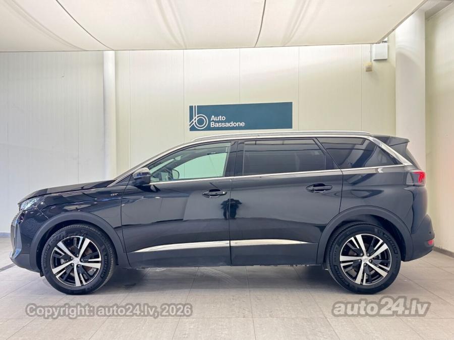 Black Peugeot 5008 2024 in Tallinn, with an engine capacity of 1.20 L and mileage of 32 thousand km for 28900 €, photo 3 on AUTOMOTO.COM.LV