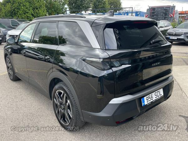 Black Peugeot 5008 2024 in Tartu, with an engine capacity of 1.20 L and mileage of 24 thousand km for 32990 €, photo 8 on AUTOMOTO.COM.LV