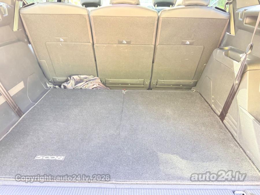 Melns Peugeot 5008 2024 Tallina, ar dzinēja tilpumu 1.20 L un nobraukumu 37 tūkst. km par 32900 €, foto 21 vietnē AUTOMOTO.COM.LV
