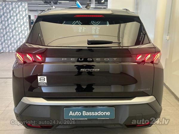 Melns Peugeot 5008 2025 Tallina, ar dzinēja tilpumu 1.20 L un nobraukumu 7 tūkst. km par 39900 €, foto 5 vietnē AUTOMOTO.COM.LV