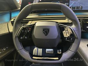 Black Peugeot 5008 2025 in Tallinn, with an engine capacity of 1.20 L and mileage of 7 thousand km for 39900 €, photo 13 on AUTOMOTO.COM.LV