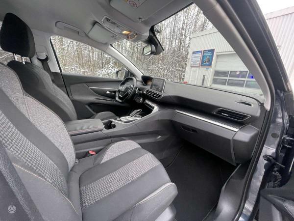 Zils Peugeot 5008 2018 Kauņa, ar dzinēja tilpumu 1.50 L un nobraukumu 171 tūkst. km par 11500 €, foto 11 vietnē AUTOMOTO.COM.LV