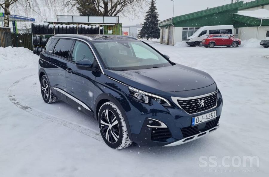 Blue Peugeot 5008 2018 in Jelgava, with an engine capacity of 1.20 L and mileage of 0 thousand km for 13990 €, photo 3 on AUTOMOTO.COM.LV
