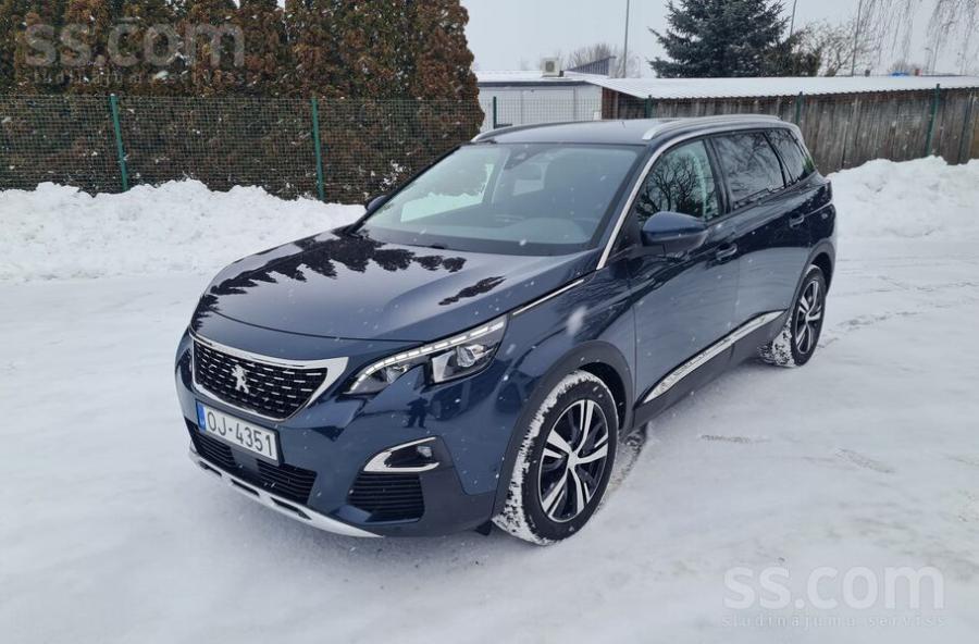 Blue Peugeot 5008 2018 in Jelgava, with an engine capacity of 1.20 L and mileage of 0 thousand km for 13990 €, photo 4 on AUTOMOTO.COM.LV