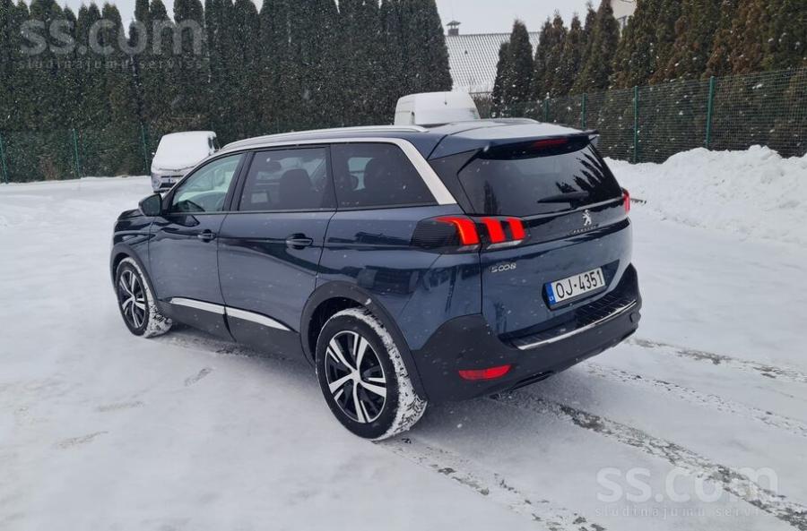 Blue Peugeot 5008 2018 in Jelgava, with an engine capacity of 1.20 L and mileage of 0 thousand km for 13990 €, photo 8 on AUTOMOTO.COM.LV