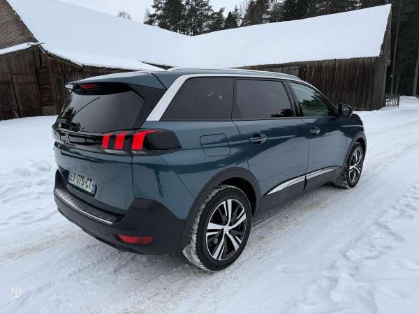 Zils Peugeot 5008 2018 Tauragė, ar dzinēja tilpumu 1.20 L un nobraukumu 119 tūkst. km par 10300 €, foto 9 vietnē AUTOMOTO.COM.LV
