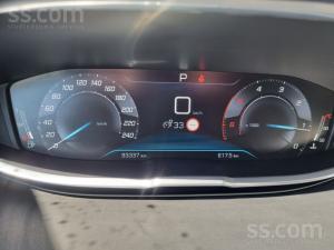 Blue Peugeot 5008 2018 in Riga, with an engine capacity of 1.50 L and mileage of 93 thousand km for 13700 €, photo 10 on AUTOMOTO.COM.LV