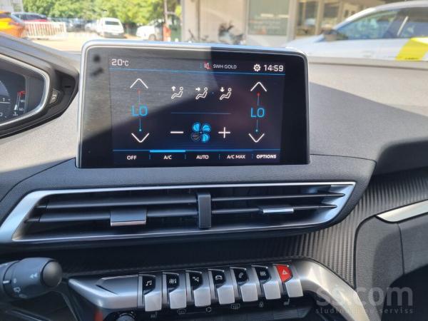 Blue Peugeot 5008 2018 in Riga, with an engine capacity of 1.50 L and mileage of 93 thousand km for 13700 €, photo 10 on AUTOMOTO.COM.LV