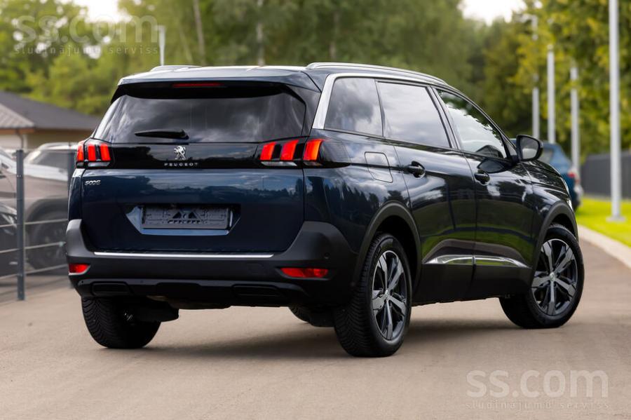 Blue Peugeot 5008 2018 in Jelgava, with an engine capacity of 1.20 L and mileage of 0 thousand km for 10700 €, photo 5 on AUTOMOTO.COM.LV