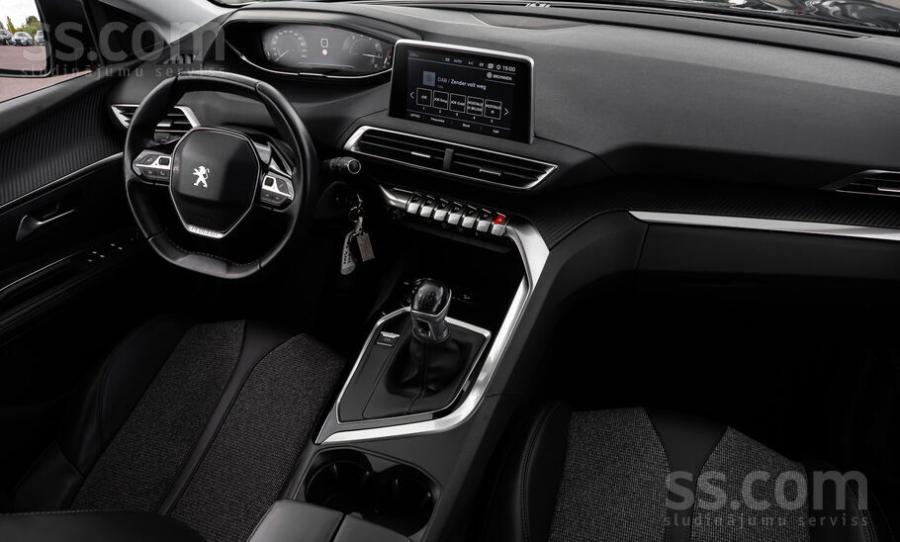 Blue Peugeot 5008 2018 in Jelgava, with an engine capacity of 1.20 L and mileage of 0 thousand km for 10700 €, photo 11 on AUTOMOTO.COM.LV