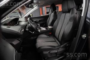 Blue Peugeot 5008 2018 in Jelgava, with an engine capacity of 1.20 L and mileage of 0 thousand km for 10700 €, photo 15 on AUTOMOTO.COM.LV