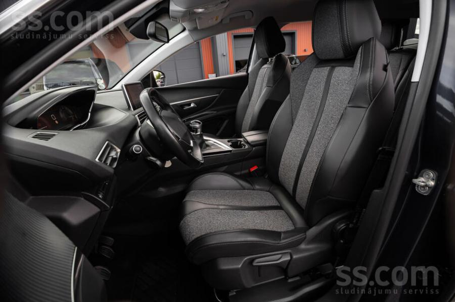 Blue Peugeot 5008 2018 in Jelgava, with an engine capacity of 1.20 L and mileage of 0 thousand km for 10700 €, photo 15 on AUTOMOTO.COM.LV