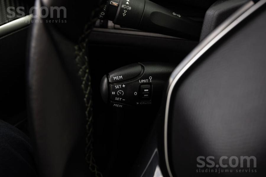 Blue Peugeot 5008 2018 in Jelgava, with an engine capacity of 1.20 L and mileage of 0 thousand km for 10700 €, photo 29 on AUTOMOTO.COM.LV