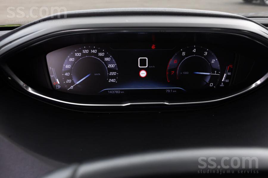 Blue Peugeot 5008 2018 in Jelgava, with an engine capacity of 1.20 L and mileage of 0 thousand km for 10700 €, photo 30 on AUTOMOTO.COM.LV