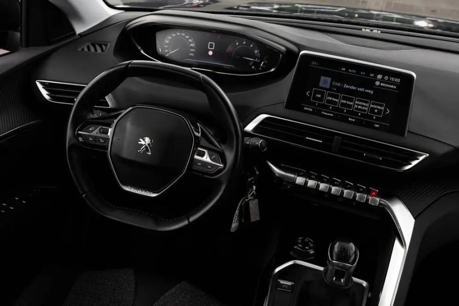 Синий Пежо 5008 2018 в Елгава, объемом двигателя 1.20 л и пробегом 144 тыс. км за 10700 €, фото 13 на AUTOMOTO.COM.LV