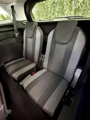 Blue Peugeot 5008 2018 in Siauliai, with an engine capacity of 1.56 L and mileage of 221 thousand km for 13950 €, photo 31 on AUTOMOTO.COM.LV