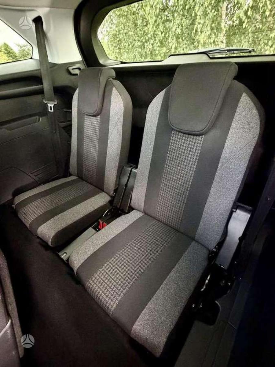 Blue Peugeot 5008 2018 in Siauliai, with an engine capacity of 1.56 L and mileage of 221 thousand km for 13950 €, photo 31 on AUTOMOTO.COM.LV