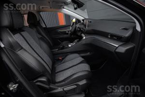 Zils Peugeot 5008 2018 Jelgava, ar dzinēja tilpumu 1.20 L un nobraukumu 0 tūkst. km par 11700 €, foto 8 vietnē AUTOMOTO.COM.LV