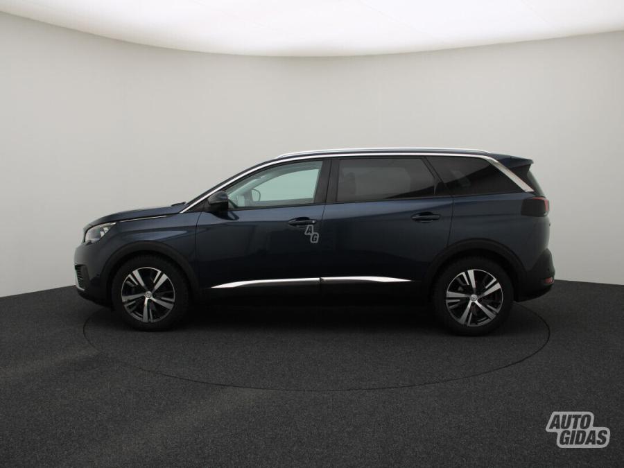 Blue Peugeot 5008 2019 in Vilnius, with an engine capacity of 1.50 L and mileage of 145 thousand km for 14899 €, photo 6 on AUTOMOTO.COM.LV