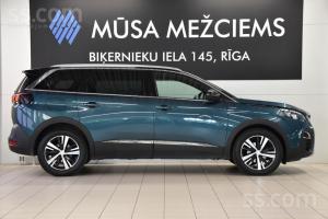 Blue Peugeot 5008 2019 in Riga, with an engine capacity of 1.60 L and mileage of 152 thousand km for 14490 €, photo 5 on AUTOMOTO.COM.LV