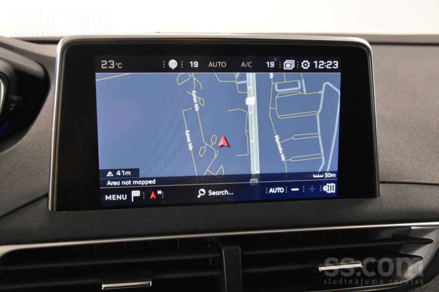 Blue Peugeot 5008 2019 in Riga, with an engine capacity of 1.60 L and mileage of 152 thousand km for 14490 €, photo 25 on AUTOMOTO.COM.LV