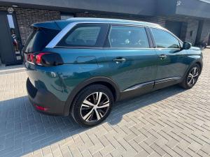 Zils Peugeot 5008 2019 Viļņa, ar dzinēja tilpumu 1.60 L un nobraukumu 137 tūkst. km par 15950 €, foto 5 vietnē AUTOMOTO.COM.LV