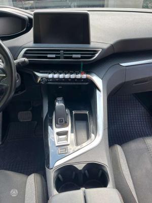 Zils Peugeot 5008 2019 Viļņa, ar dzinēja tilpumu 1.60 L un nobraukumu 137 tūkst. km par 15950 €, foto 12 vietnē AUTOMOTO.COM.LV