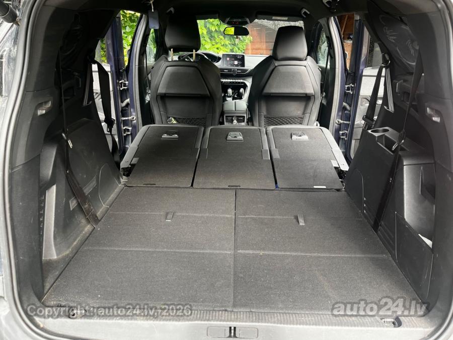 Zils Peugeot 5008 2019 Tallina, ar dzinēja tilpumu 1.50 L un nobraukumu 192 tūkst. km par 15000 €, foto 6 vietnē AUTOMOTO.COM.LV