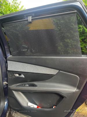 Zils Peugeot 5008 2019 Tallina, ar dzinēja tilpumu 1.50 L un nobraukumu 192 tūkst. km par 15000 €, foto 9 vietnē AUTOMOTO.COM.LV