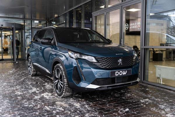 Zils Peugeot 5008 2021 Viļņa, ar dzinēja tilpumu 1.60 L un nobraukumu 71 tūkst. km par 22900 €, foto 1 vietnē AUTOMOTO.COM.LV