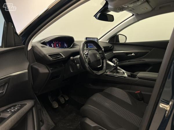 Zils Peugeot 5008 2021 Viļņa, ar dzinēja tilpumu 1.20 L un nobraukumu 118 tūkst. km par 15900 €, foto 9 vietnē AUTOMOTO.COM.LV