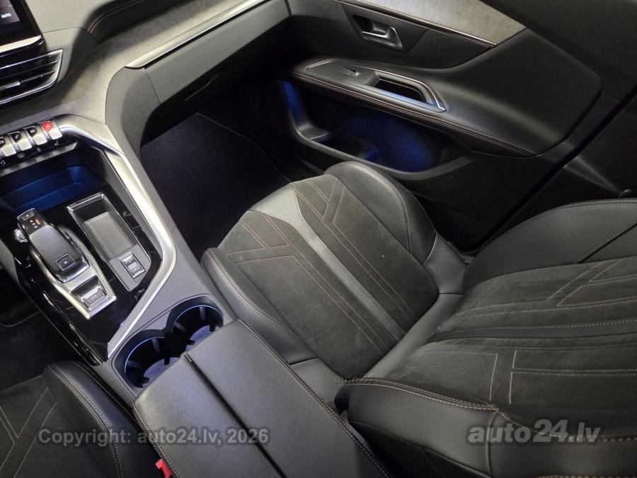 Blue Peugeot 5008 2021 in Tallinn, with an engine capacity of 2.00 L and mileage of 120 thousand km for 20900 €, photo 18 on AUTOMOTO.COM.LV
