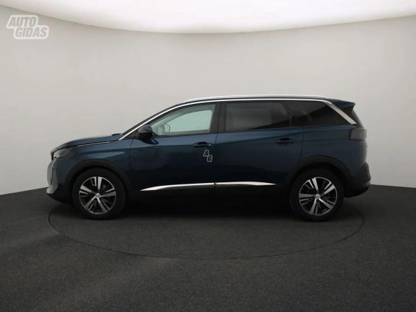 Blue Peugeot 5008 2021 in Vilnius, with an engine capacity of 1.20 L and mileage of 167 thousand km for 14699 €, photo 6 on AUTOMOTO.COM.LV