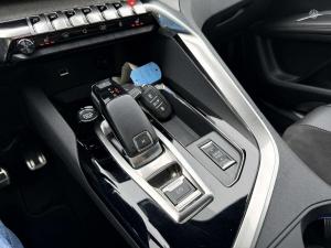 Zils Peugeot 5008 2022 Marijampole, ar dzinēja tilpumu 1.60 L un nobraukumu 167 tūkst. km par 21774 €, foto 39 vietnē AUTOMOTO.COM.LV