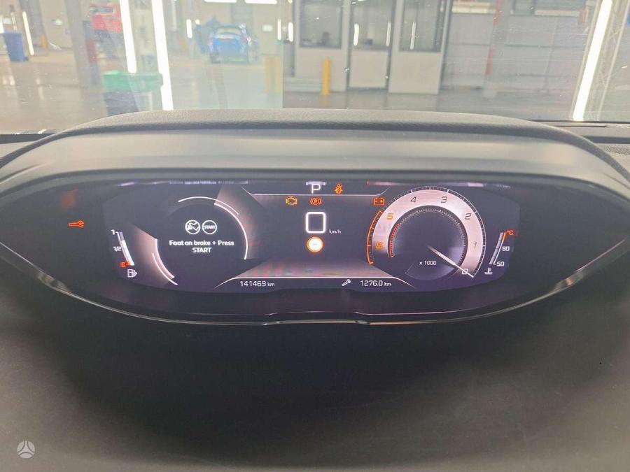 Blue Peugeot 5008 2022 in Vilnius, with an engine capacity of 1.50 L and mileage of 141 thousand km for 18820 €, photo 10 on AUTOMOTO.COM.LV