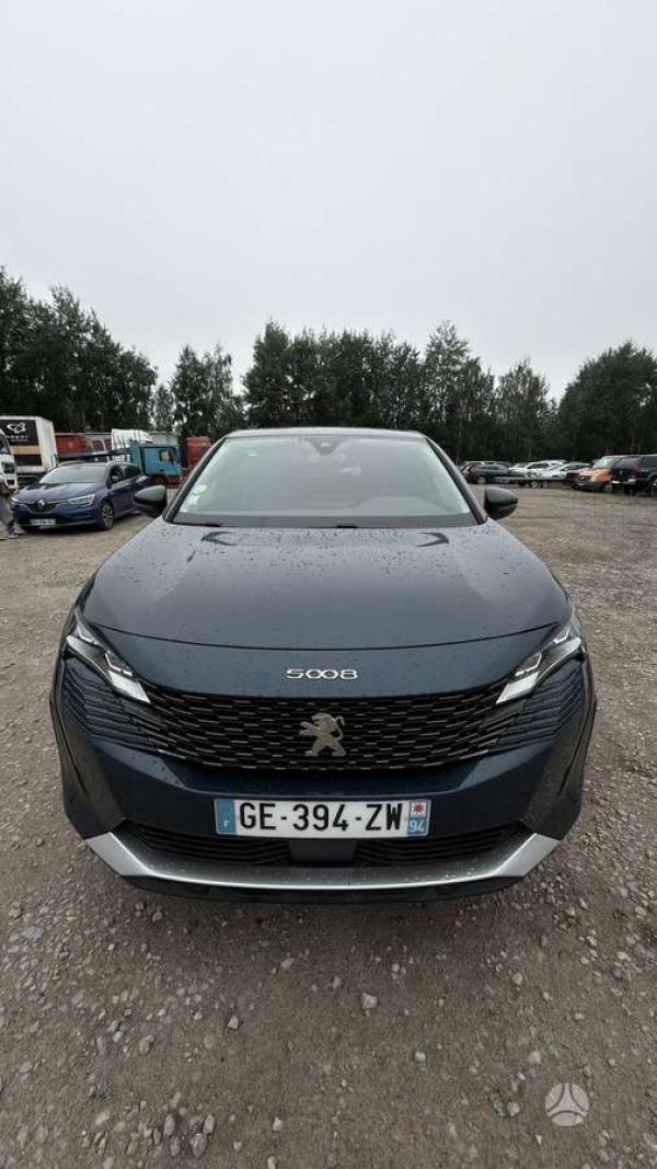 Blue Peugeot 5008 2022 in Kaunas, with an engine capacity of 1.50 L and mileage of 175 thousand km for 16154 €, photo 3 on AUTOMOTO.COM.LV