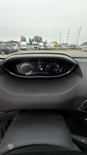 Zils Peugeot 5008 2022 Kauņa, ar dzinēja tilpumu 1.50 L un nobraukumu 175 tūkst. km par 16154 €, foto 13 vietnē AUTOMOTO.COM.LV