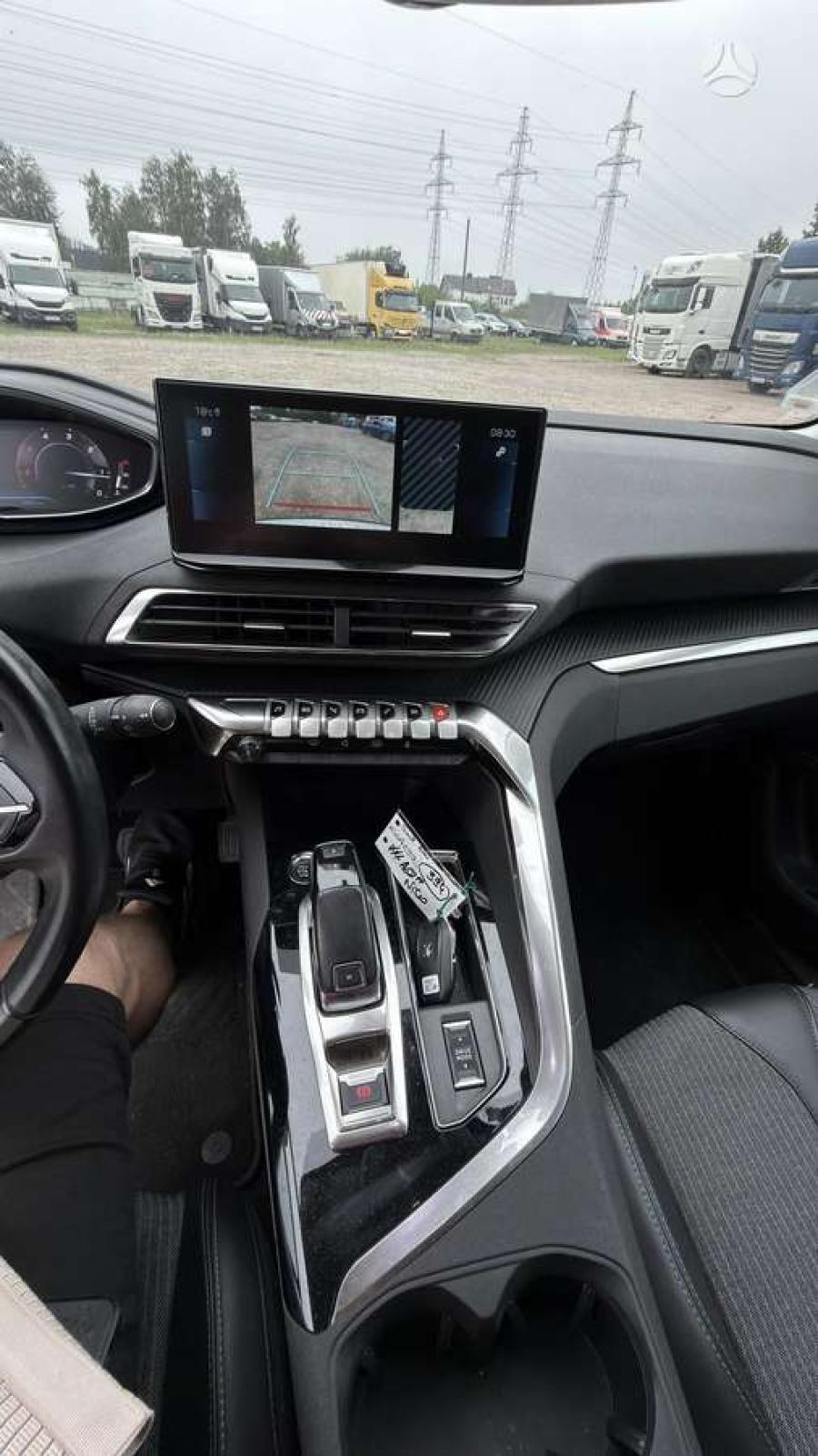 Zils Peugeot 5008 2022 Kauņa, ar dzinēja tilpumu 1.50 L un nobraukumu 175 tūkst. km par 16154 €, foto 14 vietnē AUTOMOTO.COM.LV