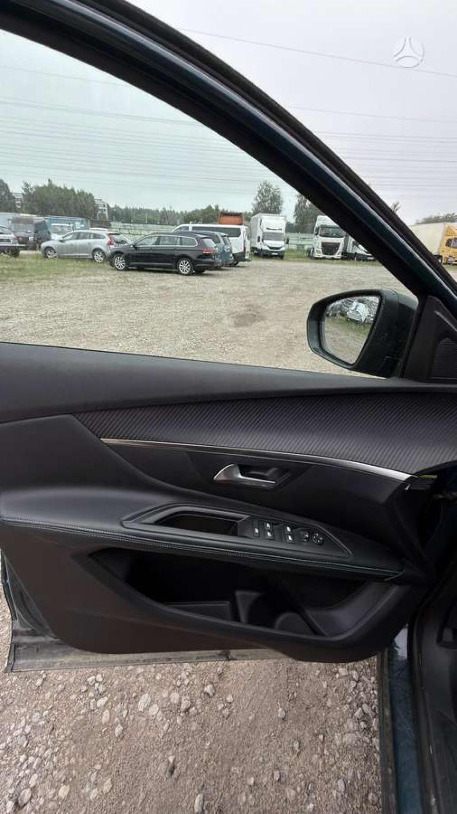 Zils Peugeot 5008 2022 Kauņa, ar dzinēja tilpumu 1.50 L un nobraukumu 175 tūkst. km par 16154 €, foto 15 vietnē AUTOMOTO.COM.LV