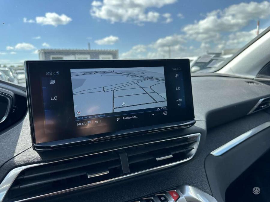 Zils Peugeot 5008 2022 Viļņa, ar dzinēja tilpumu 1.50 L un nobraukumu 191 tūkst. km par 18149 €, foto 17 vietnē AUTOMOTO.COM.LV