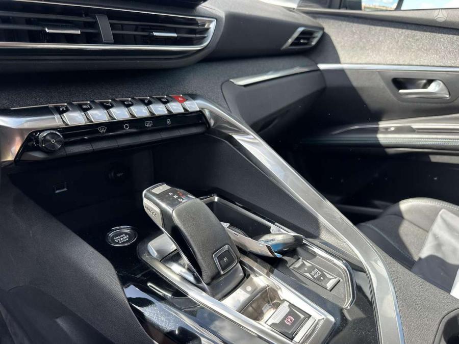 Zils Peugeot 5008 2022 Viļņa, ar dzinēja tilpumu 1.50 L un nobraukumu 191 tūkst. km par 18149 €, foto 21 vietnē AUTOMOTO.COM.LV