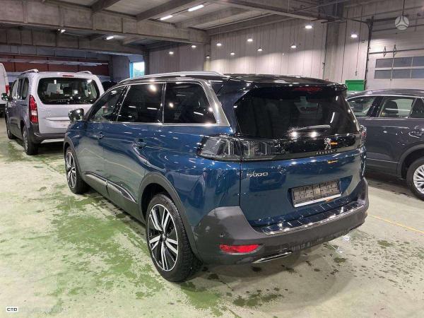 Blue Peugeot 5008 2022 in Siauliai, with an engine capacity of 1.50 L and mileage of 98 thousand km for 23250 €, photo 2 on AUTOMOTO.COM.LV